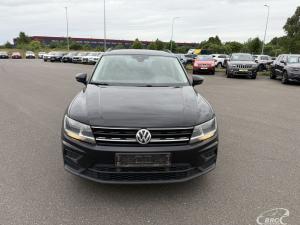 Volkswagen Tiguan 2019 in Vilnius, with an engine capacity of 1.97 L and mileage of 246 thousand km for 11900 €, photo 3 on AUTOMOTO.COM.LV
