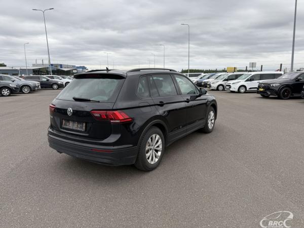 Volkswagen Tiguan 2019 in Vilnius, with an engine capacity of 1.97 L and mileage of 246 thousand km for 11900 €, photo 4 on AUTOMOTO.COM.LV