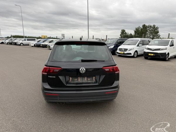 Volkswagen Tiguan 2019 in Vilnius, with an engine capacity of 1.97 L and mileage of 246 thousand km for 11900 €, photo 5 on AUTOMOTO.COM.LV