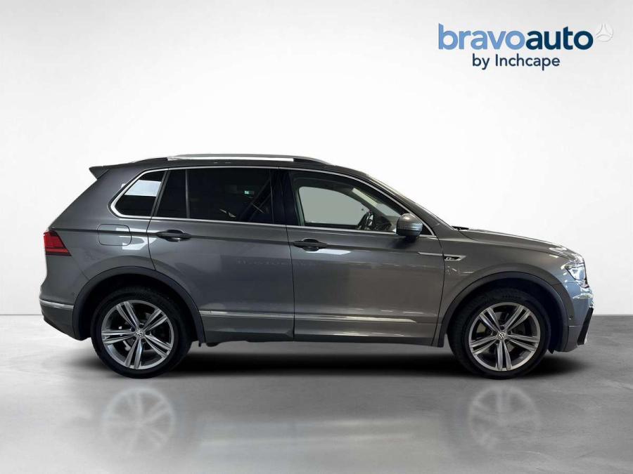 Volkswagen Tiguan 2019 in Vilnius, with an engine capacity of 2.00 L and mileage of 177 thousand km for 19900 €, photo 7 on AUTOMOTO.COM.LV