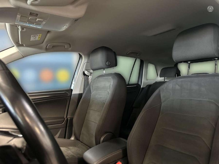 Volkswagen Tiguan 2019 in Vilnius, with an engine capacity of 2.00 L and mileage of 177 thousand km for 19900 €, photo 14 on AUTOMOTO.COM.LV