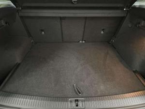 Volkswagen Tiguan 2019 in Vilnius, with an engine capacity of 2.00 L and mileage of 177 thousand km for 19900 €, photo 20 on AUTOMOTO.COM.LV