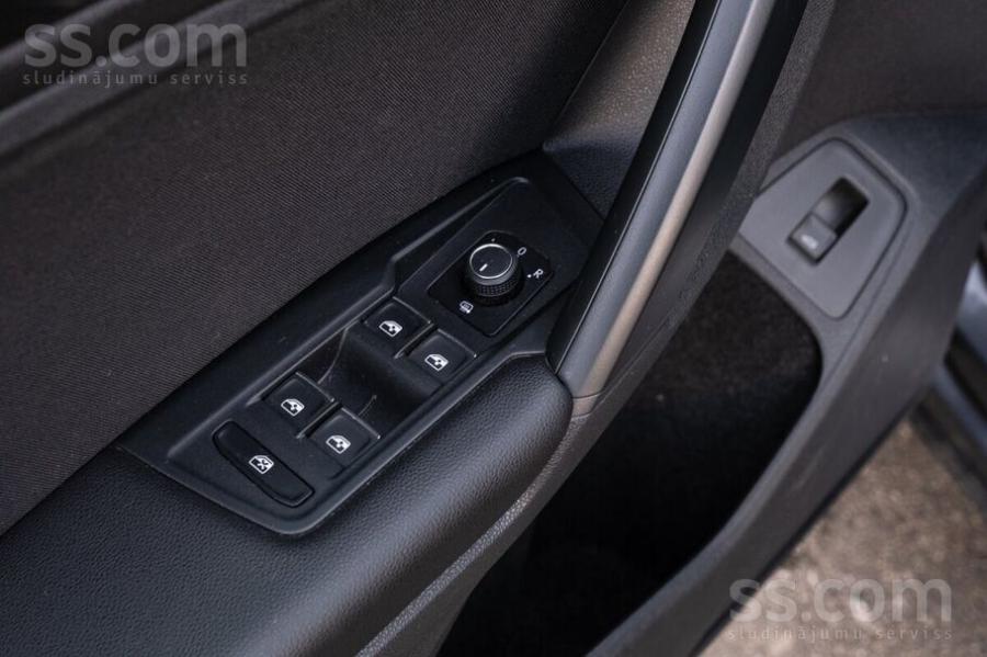 Volkswagen Tiguan 2019 Rīga, ar dzinēja tilpumu 2.00 L un nobraukumu 120 tūkst. km par 19500 €, foto 11 vietnē AUTOMOTO.COM.LV
