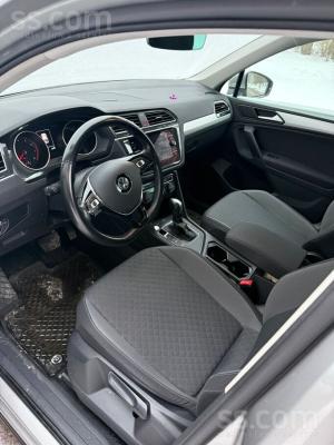 Volkswagen Tiguan 2020 Rīga, ar dzinēja tilpumu 1.50 L un nobraukumu 97 tūkst. km par 20000 €, foto 2 vietnē AUTOMOTO.COM.LV