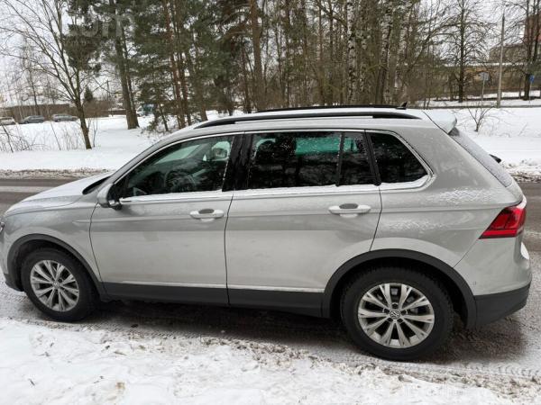 Volkswagen Tiguan 2020 Rīga, ar dzinēja tilpumu 1.50 L un nobraukumu 97 tūkst. km par 20000 €, foto 4 vietnē AUTOMOTO.COM.LV