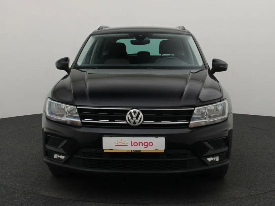 Volkswagen Tiguan 2020 in Vilnius, with an engine capacity of 2.00 L and mileage of 176 thousand km for 18999 €, photo 3 on AUTOMOTO.COM.LV