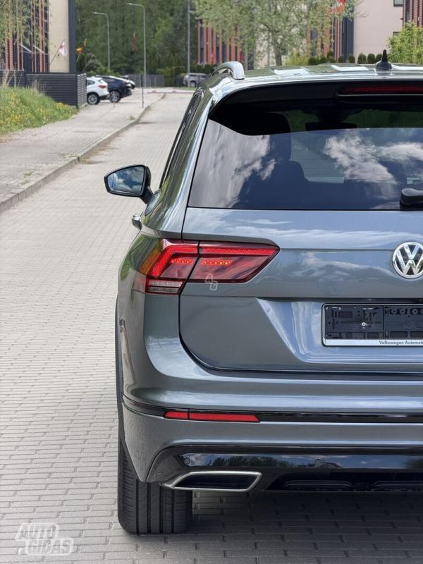 Volkswagen Tiguan 2020 in Vilnius, with an engine capacity of 2.00 L and mileage of 213 thousand km for 21000 €, photo 4 on AUTOMOTO.COM.LV