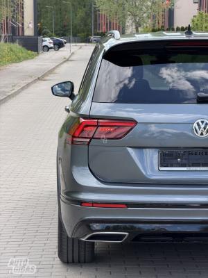 Volkswagen Tiguan 2020 in Vilnius, with an engine capacity of 2.00 L and mileage of 213 thousand km for 21000 €, photo 5 on AUTOMOTO.COM.LV