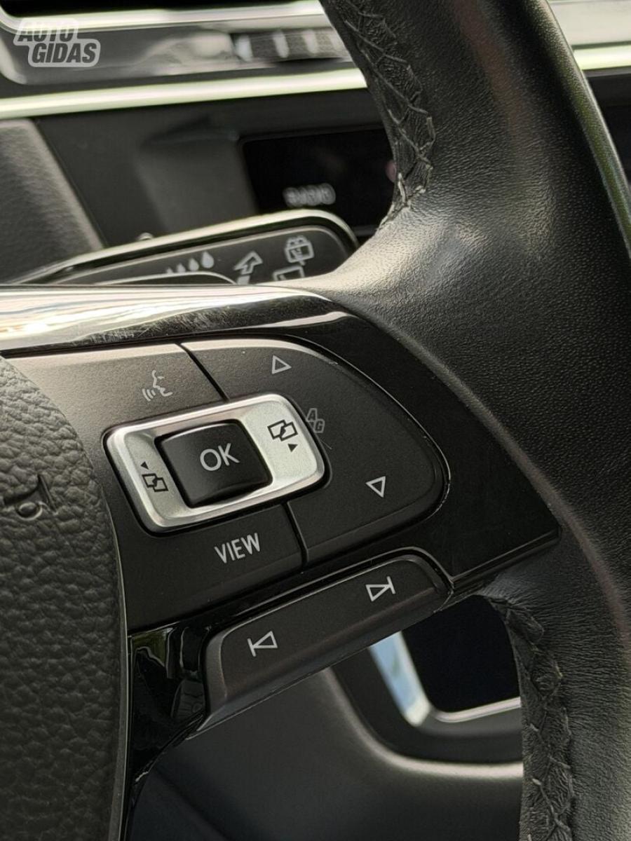 Volkswagen Tiguan 2020 in Vilnius, with an engine capacity of 2.00 L and mileage of 213 thousand km for 21000 €, photo 14 on AUTOMOTO.COM.LV