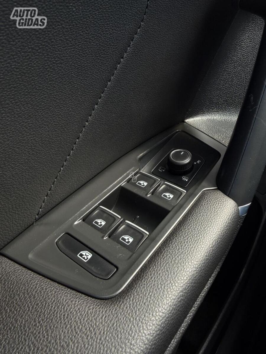 Volkswagen Tiguan 2020 in Vilnius, with an engine capacity of 2.00 L and mileage of 213 thousand km for 21000 €, photo 17 on AUTOMOTO.COM.LV