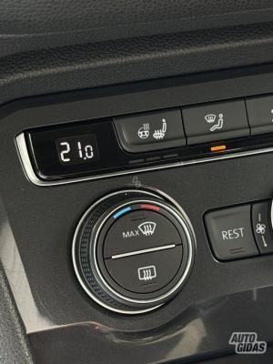 Volkswagen Tiguan 2020 in Vilnius, with an engine capacity of 2.00 L and mileage of 213 thousand km for 21000 €, photo 21 on AUTOMOTO.COM.LV
