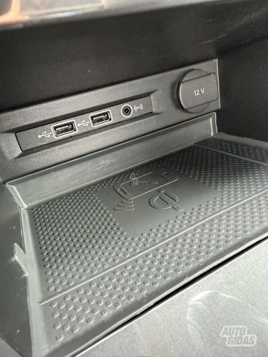 Volkswagen Tiguan 2020 in Vilnius, with an engine capacity of 2.00 L and mileage of 213 thousand km for 21000 €, photo 23 on AUTOMOTO.COM.LV