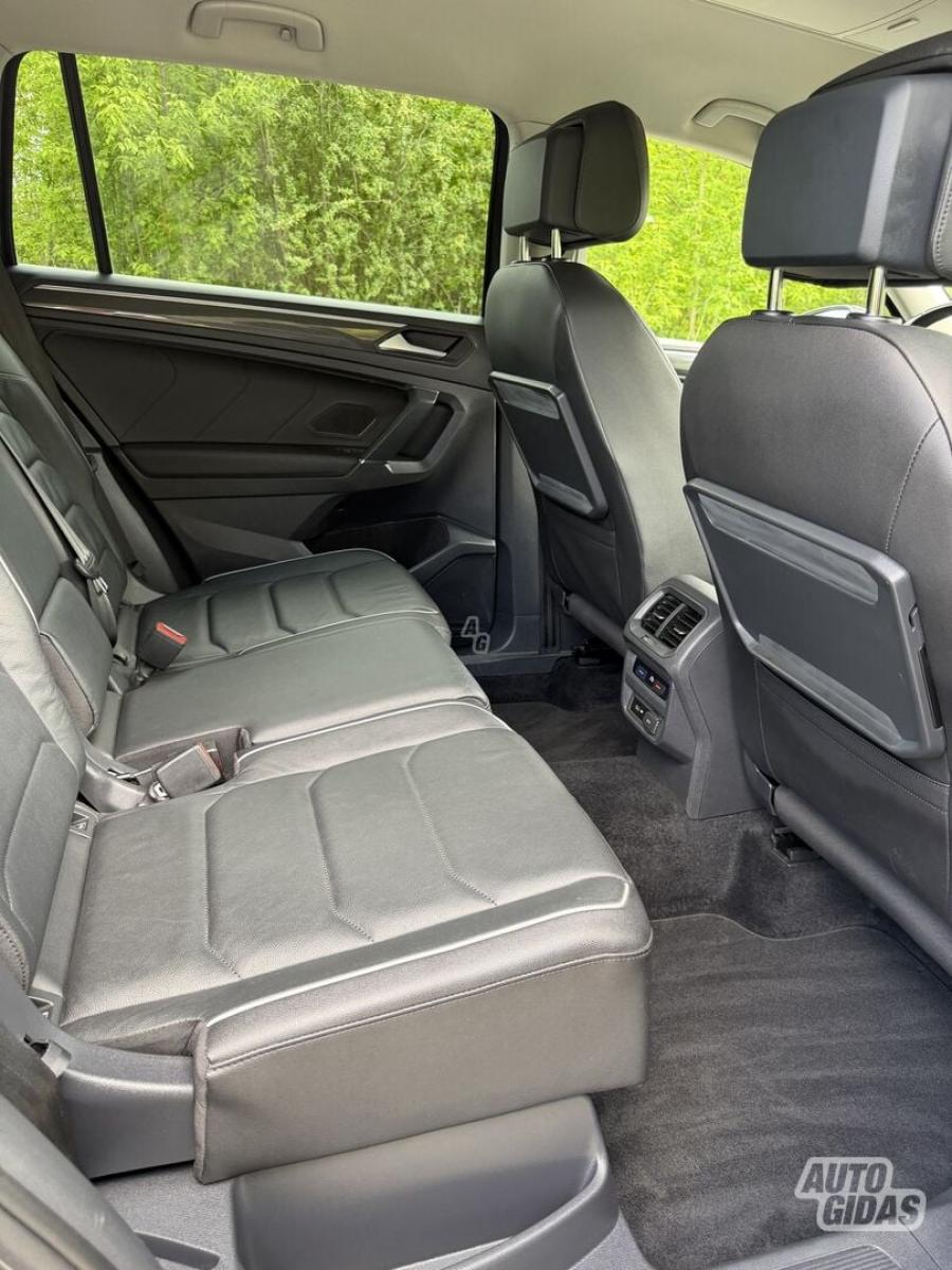 Volkswagen Tiguan 2020 in Vilnius, with an engine capacity of 2.00 L and mileage of 213 thousand km for 21000 €, photo 26 on AUTOMOTO.COM.LV