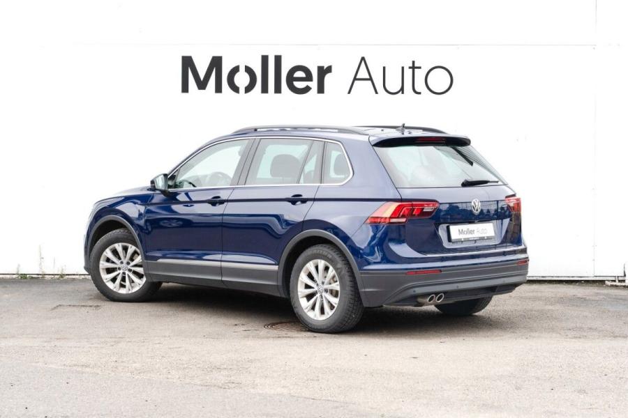 Volkswagen Tiguan 2020 in Riga, with an engine capacity of 2.00 L and mileage of 105 thousand km for 19300 €, photo 4 on AUTOMOTO.COM.LV