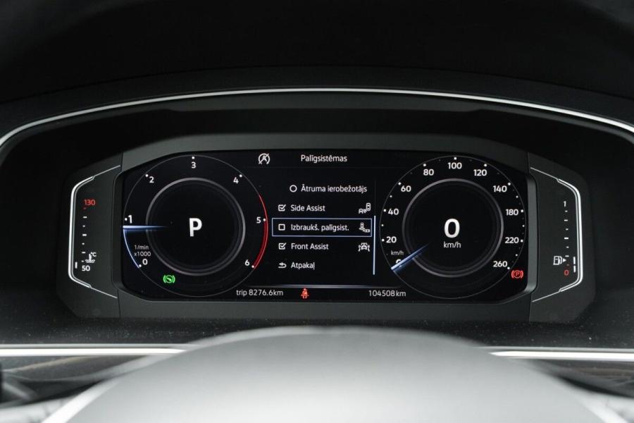 Volkswagen Tiguan 2020 in Riga, with an engine capacity of 2.00 L and mileage of 105 thousand km for 19300 €, photo 17 on AUTOMOTO.COM.LV