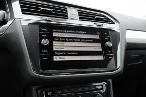 Volkswagen Tiguan 2020 in Riga, with an engine capacity of 2.00 L and mileage of 105 thousand km for 19300 €, photo 26 on AUTOMOTO.COM.LV