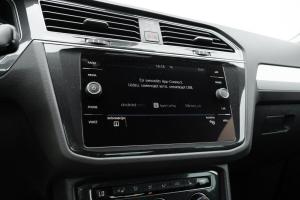Volkswagen Tiguan 2020 in Riga, with an engine capacity of 2.00 L and mileage of 105 thousand km for 19300 €, photo 28 on AUTOMOTO.COM.LV
