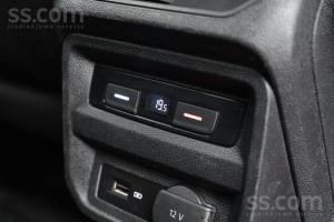 Volkswagen Tiguan 2020 Rīga, ar dzinēja tilpumu 2.00 L un nobraukumu 138 tūkst. km par 19500 €, foto 8 vietnē AUTOMOTO.COM.LV