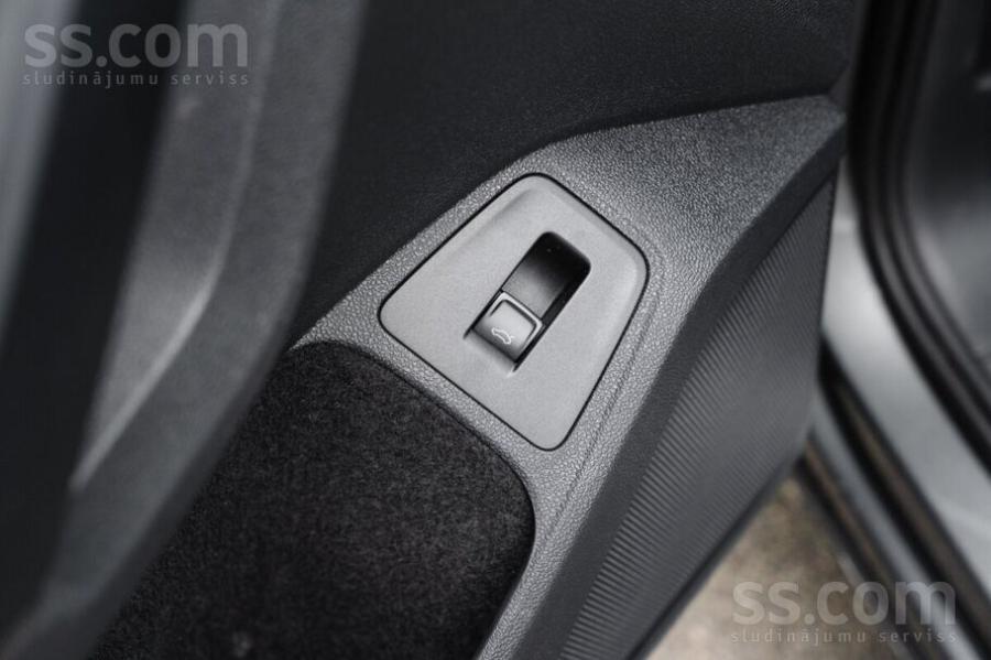 Volkswagen Tiguan 2020 Rīga, ar dzinēja tilpumu 2.00 L un nobraukumu 138 tūkst. km par 19500 €, foto 11 vietnē AUTOMOTO.COM.LV