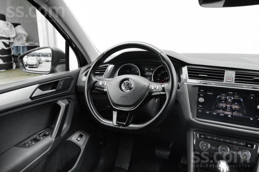 Volkswagen Tiguan 2020 Rīga, ar dzinēja tilpumu 2.00 L un nobraukumu 138 tūkst. km par 19500 €, foto 25 vietnē AUTOMOTO.COM.LV