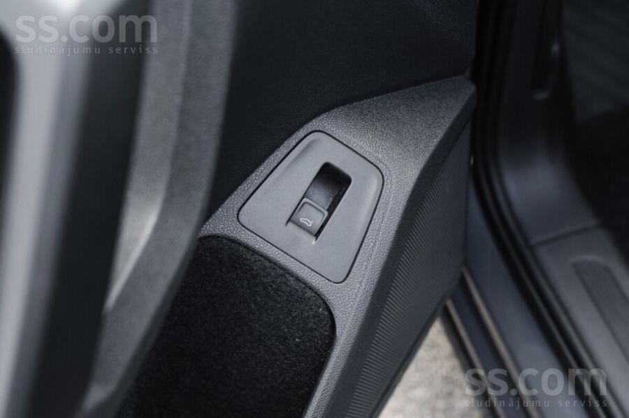 Volkswagen Tiguan 2020 Rīga, ar dzinēja tilpumu 1.50 L un nobraukumu 132 tūkst. km par 19900 €, foto 12 vietnē AUTOMOTO.COM.LV