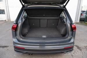 Volkswagen Tiguan 2020 Rīga, ar dzinēja tilpumu 1.50 L un nobraukumu 132 tūkst. km par 19900 €, foto 26 vietnē AUTOMOTO.COM.LV