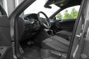 Volkswagen Tiguan 2021 Viļņa, ar dzinēja tilpumu 2.00 L un nobraukumu 281 tūkst. km par 23900 €, foto 16 vietnē AUTOMOTO.COM.LV
