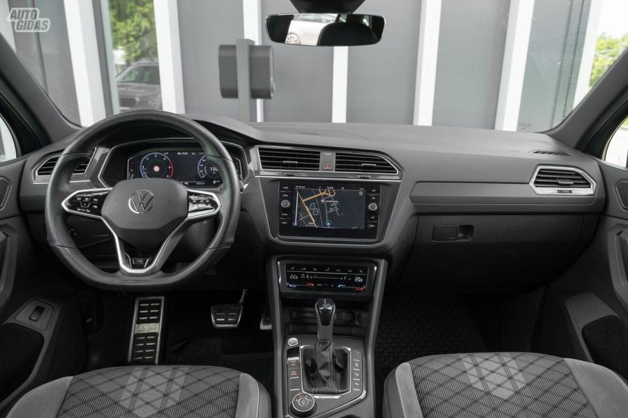 Volkswagen Tiguan 2021 Viļņa, ar dzinēja tilpumu 2.00 L un nobraukumu 281 tūkst. km par 23900 €, foto 18 vietnē AUTOMOTO.COM.LV
