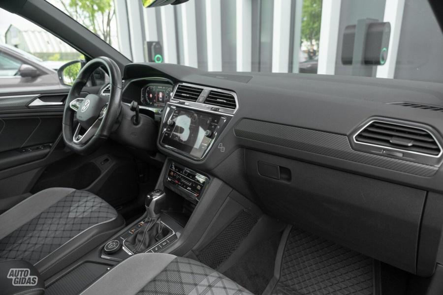 Volkswagen Tiguan 2021 Viļņa, ar dzinēja tilpumu 2.00 L un nobraukumu 281 tūkst. km par 23900 €, foto 19 vietnē AUTOMOTO.COM.LV