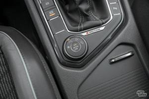Volkswagen Tiguan 2021 Viļņa, ar dzinēja tilpumu 2.00 L un nobraukumu 281 tūkst. km par 23900 €, foto 35 vietnē AUTOMOTO.COM.LV