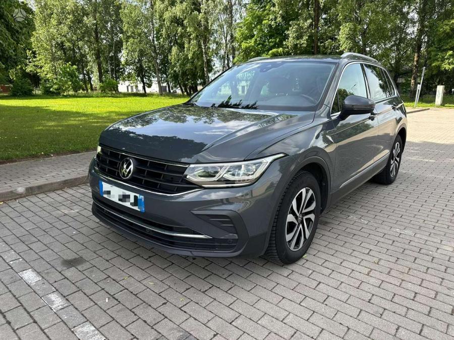 Volkswagen Tiguan 2021 Tauragė, ar dzinēja tilpumu 2.00 L un nobraukumu 250 tūkst. km par 17500 €, foto 1 vietnē AUTOMOTO.COM.LV