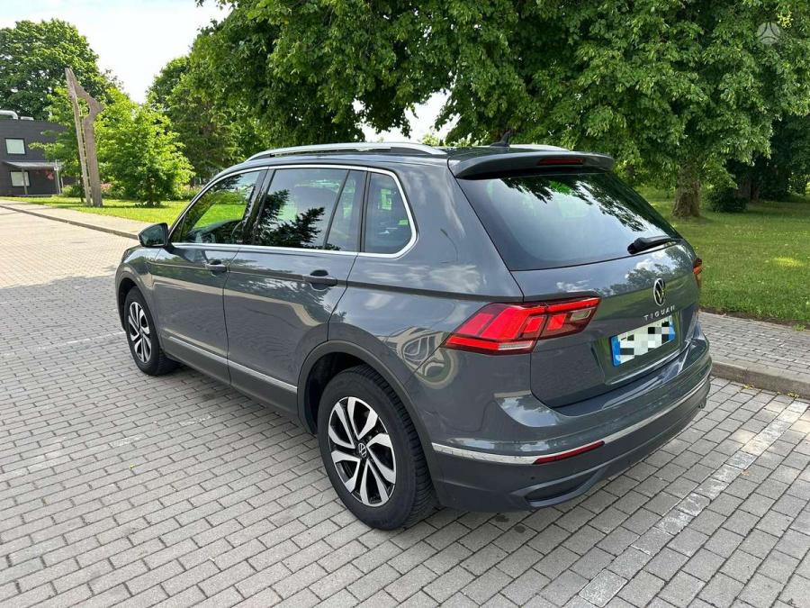 Volkswagen Tiguan 2021 Tauragė, ar dzinēja tilpumu 2.00 L un nobraukumu 250 tūkst. km par 17500 €, foto 4 vietnē AUTOMOTO.COM.LV