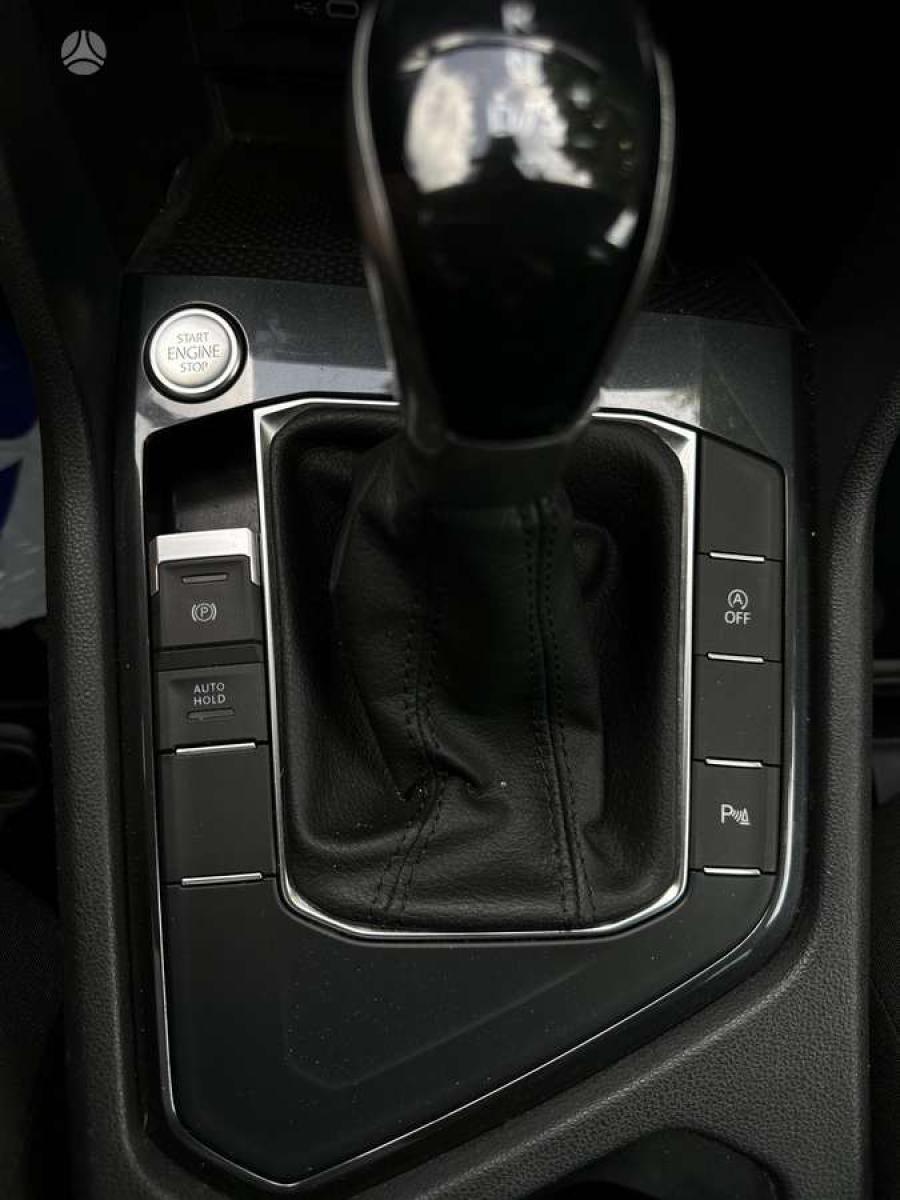 Volkswagen Tiguan 2021 Tauragė, ar dzinēja tilpumu 2.00 L un nobraukumu 250 tūkst. km par 17500 €, foto 25 vietnē AUTOMOTO.COM.LV