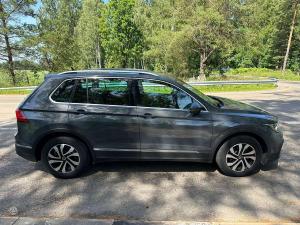 Volkswagen Tiguan 2021 in Taurage, with an engine capacity of 2.00 L and mileage of 250 thousand km for 16900 €, photo 5 on AUTOMOTO.COM.LV