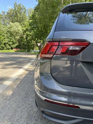 Volkswagen Tiguan 2021 in Taurage, with an engine capacity of 2.00 L and mileage of 250 thousand km for 16900 €, photo 11 on AUTOMOTO.COM.LV