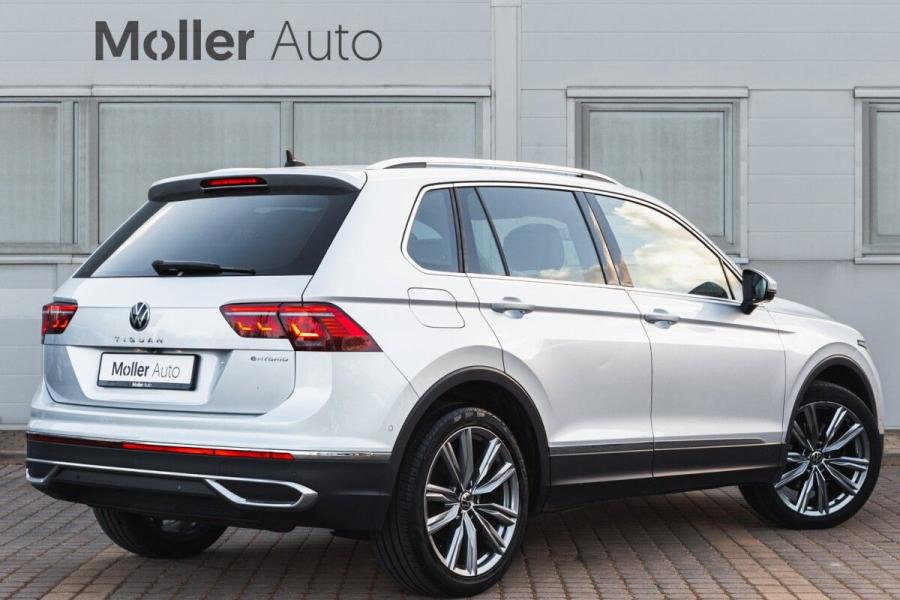 Volkswagen Tiguan 2021 in Ventspils, with an engine capacity of 1.40 L and mileage of 140 thousand km for 23300 €, photo 4 on AUTOMOTO.COM.LV