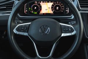 Volkswagen Tiguan 2021 in Ventspils, with an engine capacity of 1.40 L and mileage of 140 thousand km for 23300 €, photo 14 on AUTOMOTO.COM.LV