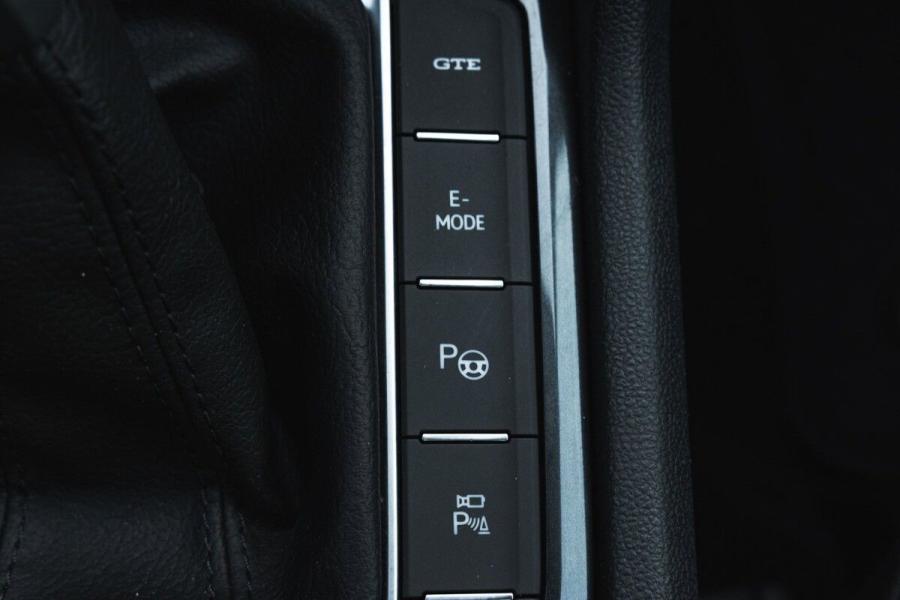 Volkswagen Tiguan 2021 in Ventspils, with an engine capacity of 1.40 L and mileage of 140 thousand km for 23300 €, photo 23 on AUTOMOTO.COM.LV
