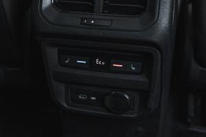 Volkswagen Tiguan 2021 in Ventspils, with an engine capacity of 1.40 L and mileage of 140 thousand km for 23300 €, photo 32 on AUTOMOTO.COM.LV