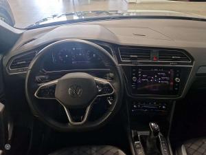 Volkswagen Tiguan 2021 in Vilnius, with an engine capacity of 2.00 L and mileage of 114 thousand km for 27500 €, photo 17 on AUTOMOTO.COM.LV