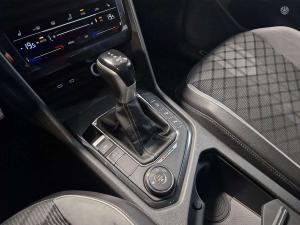 Volkswagen Tiguan 2021 in Vilnius, with an engine capacity of 2.00 L and mileage of 114 thousand km for 27500 €, photo 19 on AUTOMOTO.COM.LV