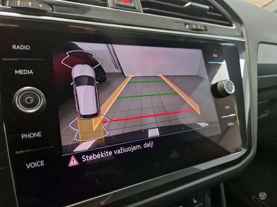Volkswagen Tiguan 2021 in Vilnius, with an engine capacity of 2.00 L and mileage of 114 thousand km for 27500 €, photo 23 on AUTOMOTO.COM.LV