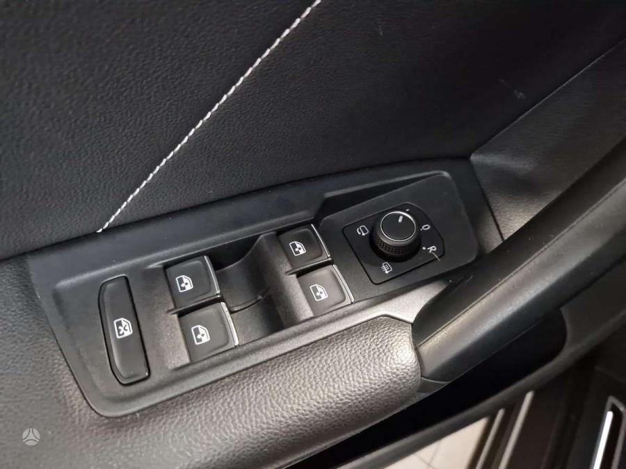 Volkswagen Tiguan 2021 in Vilnius, with an engine capacity of 2.00 L and mileage of 114 thousand km for 27500 €, photo 27 on AUTOMOTO.COM.LV