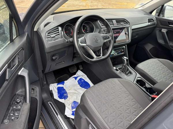 Volkswagen Tiguan 2021 in Taurage, with an engine capacity of 1.97 L and mileage of 186 thousand km for 16700 €, photo 11 on AUTOMOTO.COM.LV