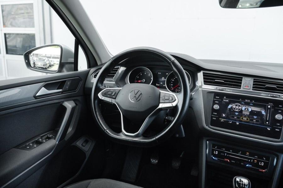 Volkswagen Tiguan 2021 Rīga, ar dzinēja tilpumu 1.50 L un nobraukumu 84 tūkst. km par 19350 €, foto 27 vietnē AUTOMOTO.COM.LV