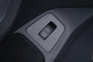 Volkswagen Tiguan 2021 Rīga, ar dzinēja tilpumu 2.00 L un nobraukumu 85 tūkst. km par 25500 €, foto 15 vietnē AUTOMOTO.COM.LV
