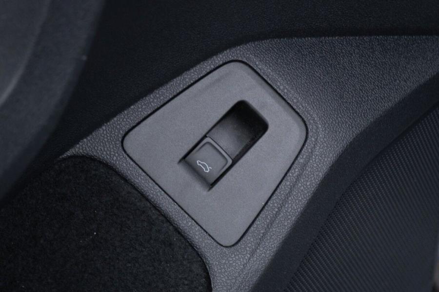 Volkswagen Tiguan 2021 Rīga, ar dzinēja tilpumu 2.00 L un nobraukumu 85 tūkst. km par 25500 €, foto 15 vietnē AUTOMOTO.COM.LV