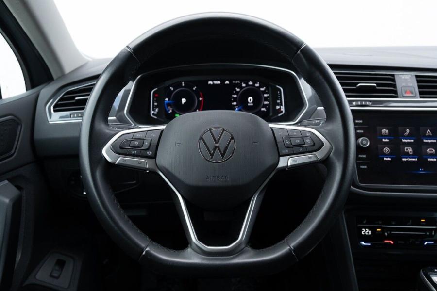 Volkswagen Tiguan 2021 Rīga, ar dzinēja tilpumu 2.00 L un nobraukumu 85 tūkst. km par 25500 €, foto 18 vietnē AUTOMOTO.COM.LV