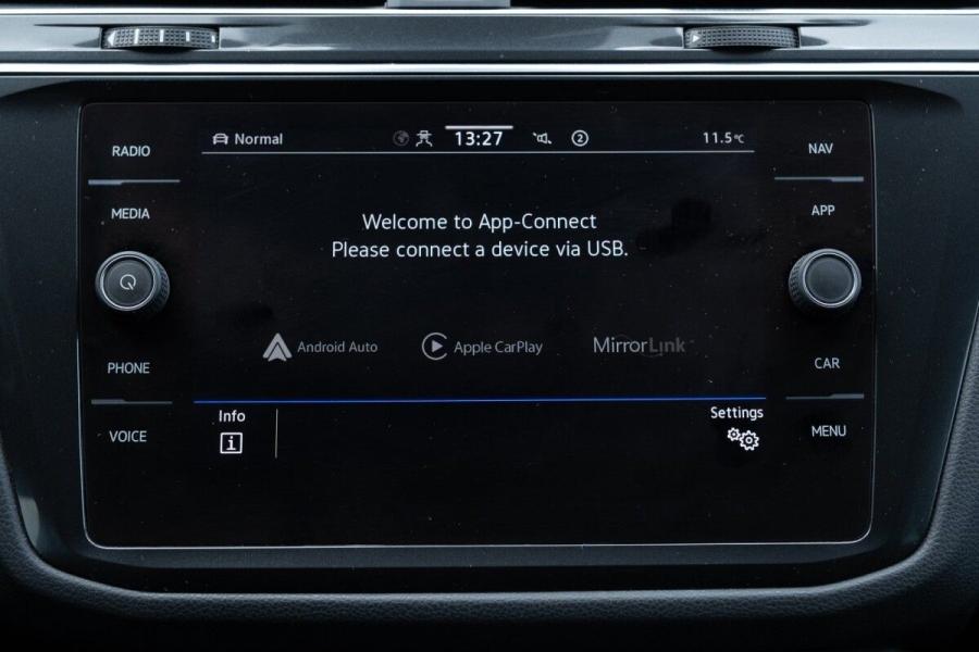 Volkswagen Tiguan 2021 Rīga, ar dzinēja tilpumu 2.00 L un nobraukumu 85 tūkst. km par 25500 €, foto 22 vietnē AUTOMOTO.COM.LV
