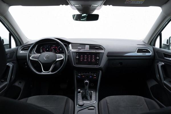 Volkswagen Tiguan 2021 in Riga, with an engine capacity of 2.00 L and mileage of 126 thousand km for 24500 €, photo 11 on AUTOMOTO.COM.LV